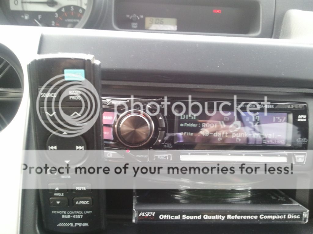 Alpine CDA-9855 2/3 way SQ headunit w/ Original retail box ...