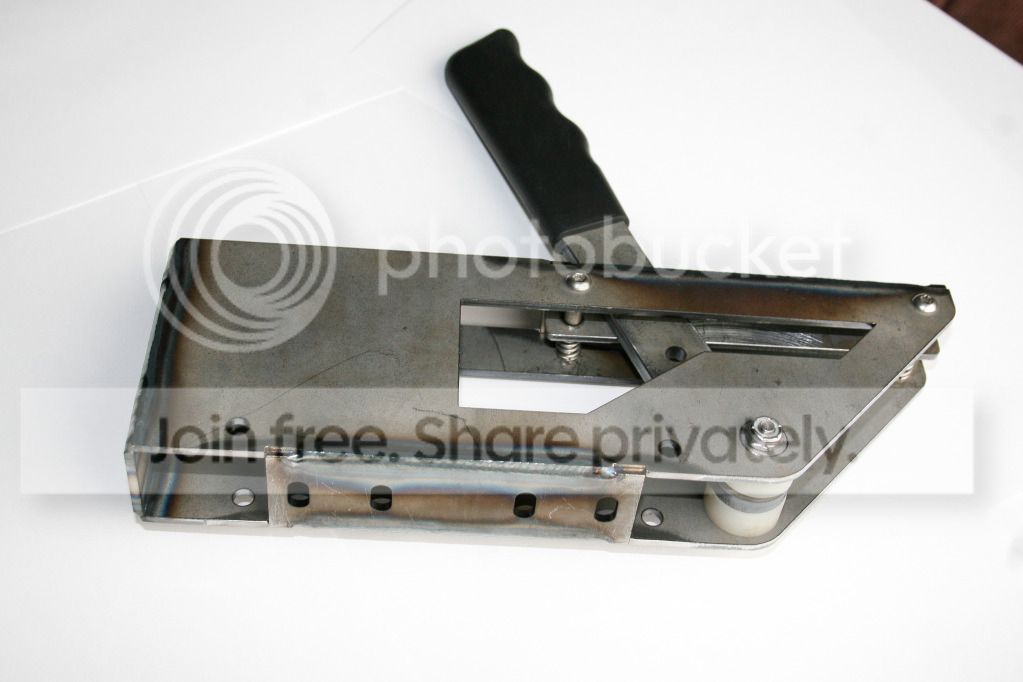 Chilkat Designs' 8" E-locker Cable Conversion | Pirate 4x4